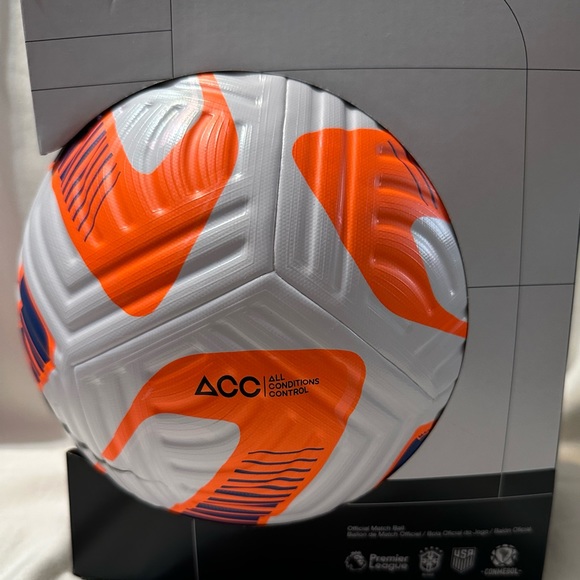 Nike | Other | Nike Pitch Flight Soccer Ball Acc All Condition Control ...
